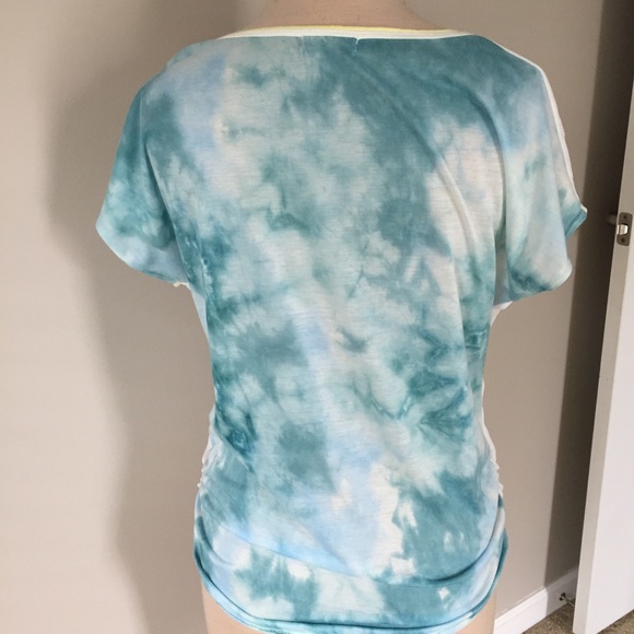 Vanilla Sugar | Tops | Vanilla Sugar Pineapple Mesh Overlay Tshirt ...
